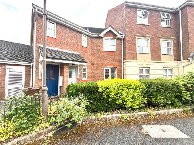 2 bedroom maisonette to rent
