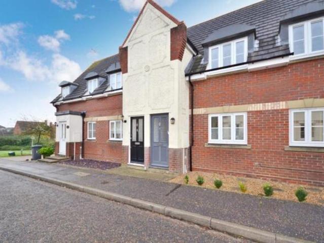 2 bedroom maisonette to rent