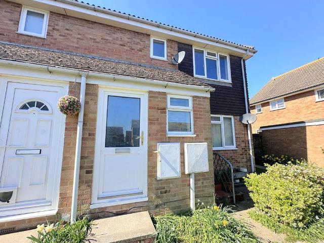 2 bedroom maisonette to rent
