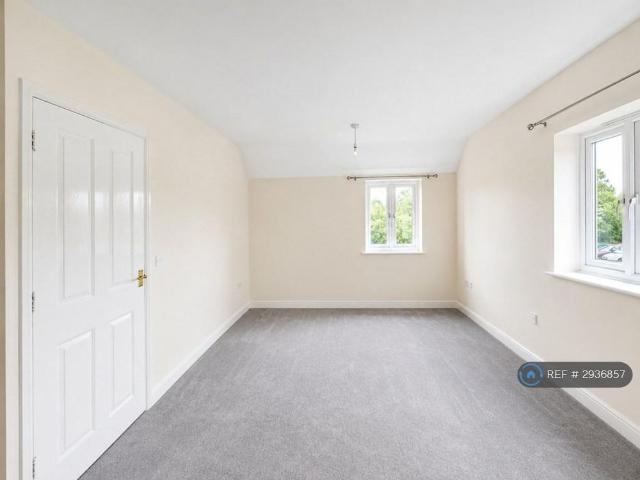2 bedroom maisonette to rent