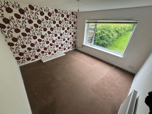 2 bedroom maisonette to rent