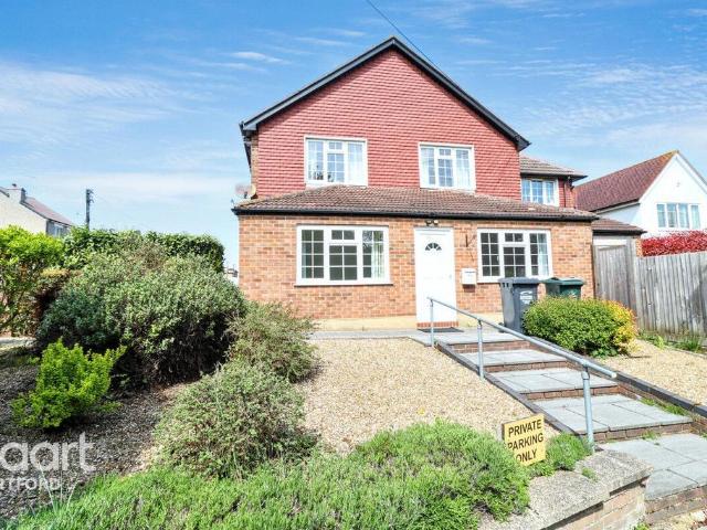 2 bedroom maisonette to rent
