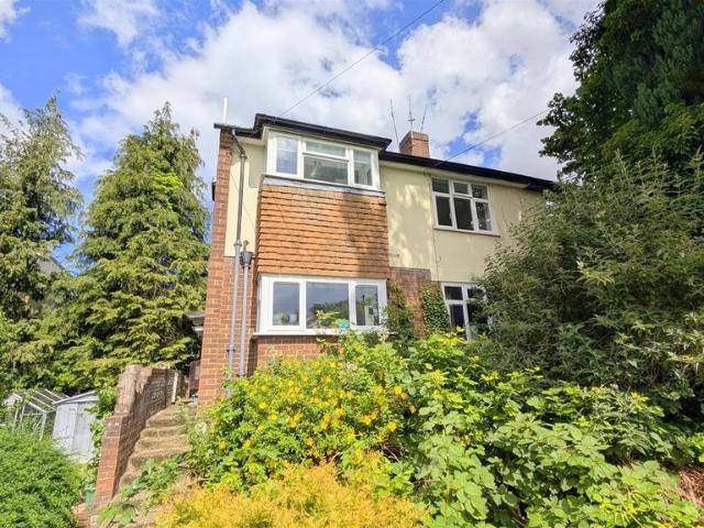 2 bedroom maisonette to rent