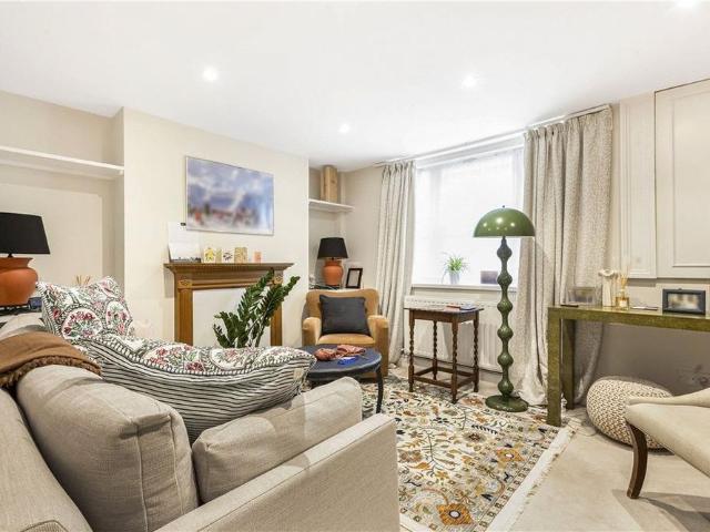 2 bedroom maisonette to rent