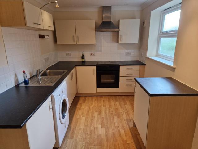 2 bedroom maisonette to rent