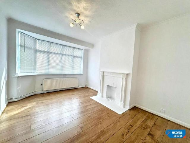 2 bedroom maisonette to rent