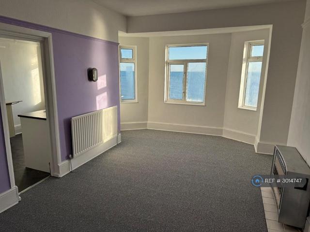 2 bedroom maisonette to rent