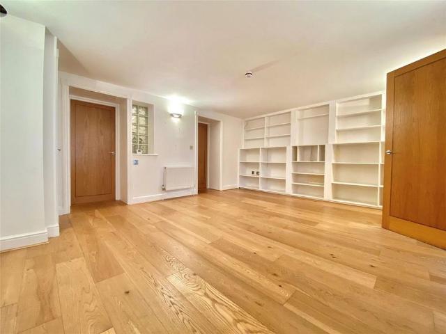 2 bedroom maisonette to rent
