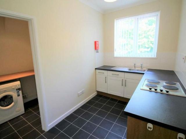 2 bedroom maisonette to rent
