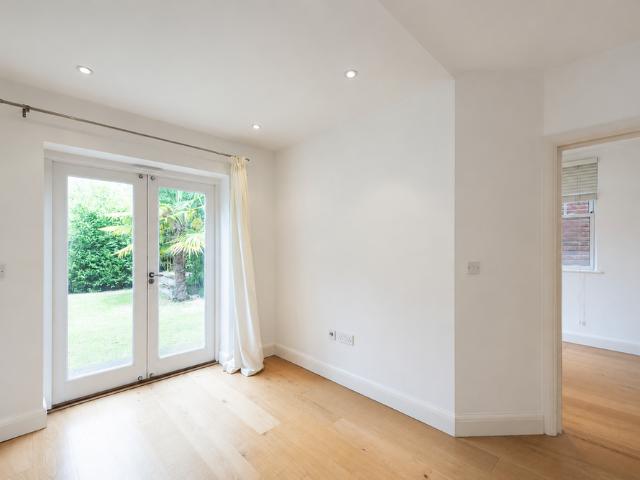2 bedroom maisonette to rent