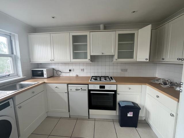 2 bedroom maisonette to rent