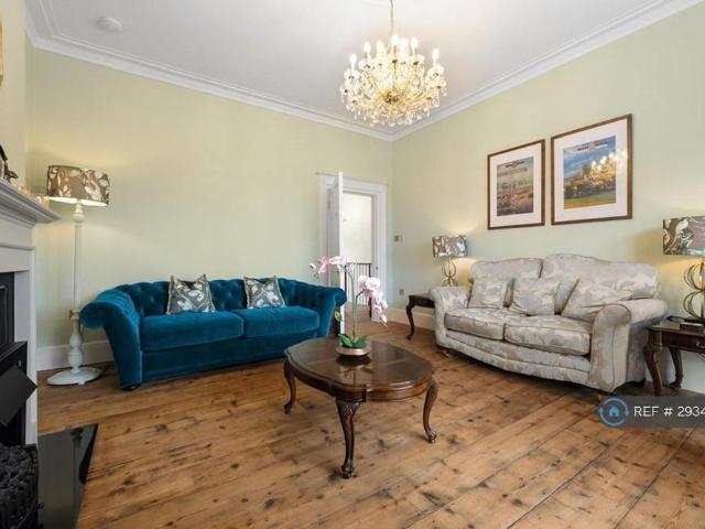 2 bedroom maisonette to rent