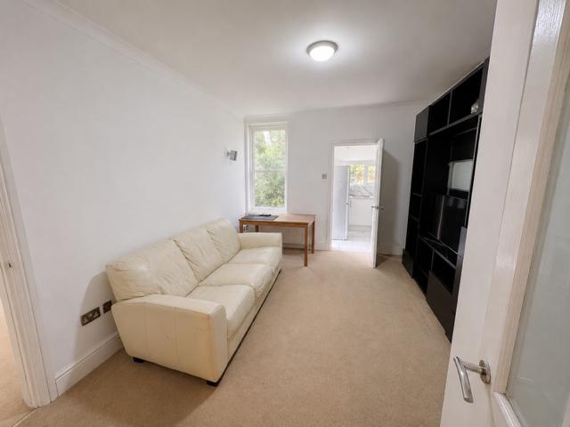 2 bedroom maisonette to rent