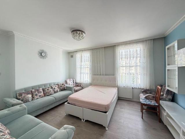 2 bedroom maisonette to rent