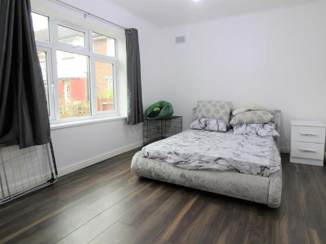 2 bedroom maisonette to rent