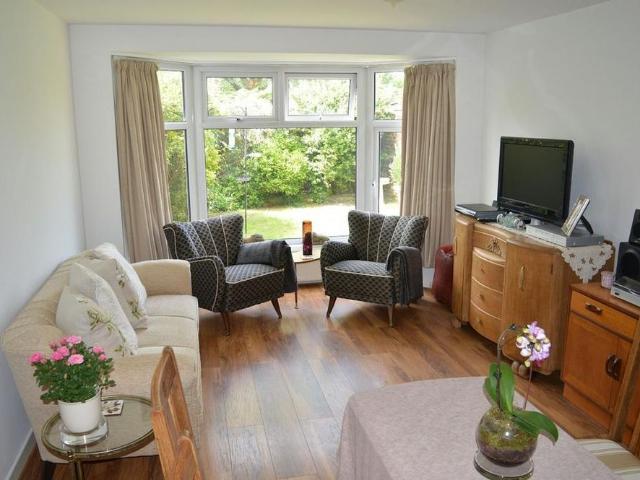 2 bedroom maisonette to rent