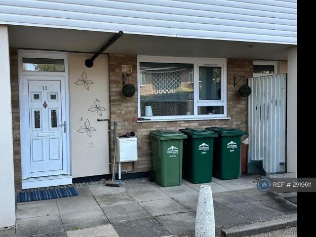 2 bedroom maisonette to rent