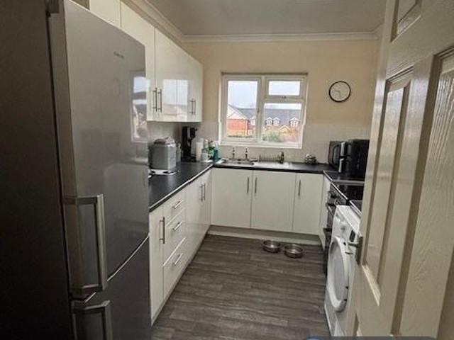 2 bedroom maisonette to rent