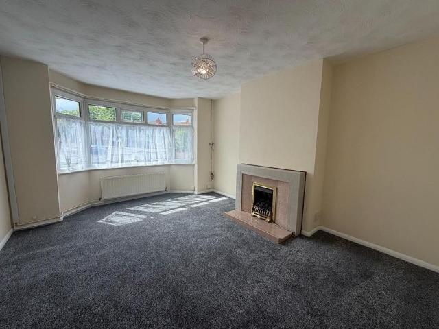 2 bedroom maisonette to rent