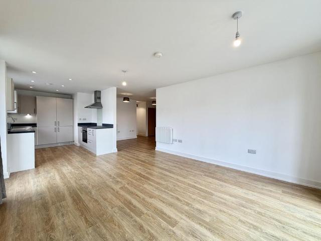 2 bedroom maisonette to rent