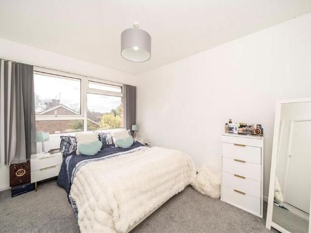 2 bedroom maisonette to rent
