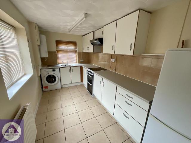 2 bedroom maisonette to rent