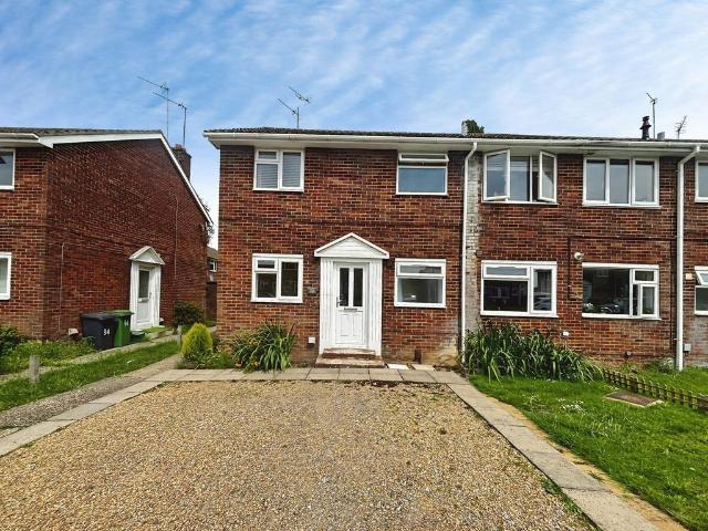 2 bedroom maisonette to rent
