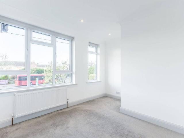 2 bedroom maisonette to rent