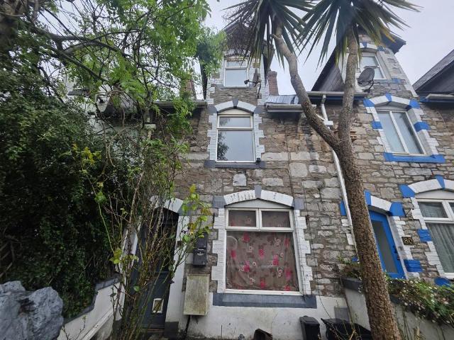2 bedroom maisonette to rent