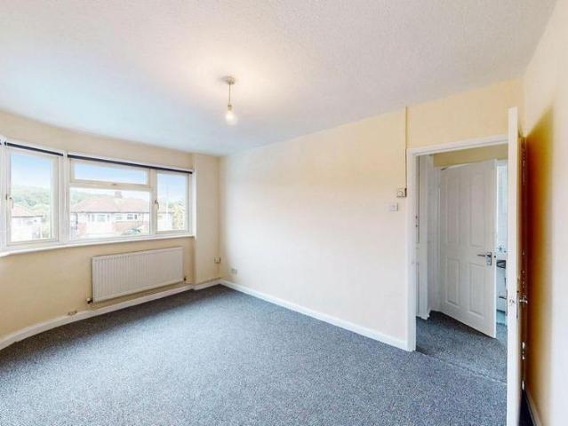 2 bedroom maisonette to rent