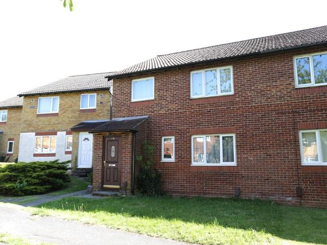 2 bedroom maisonette to rent