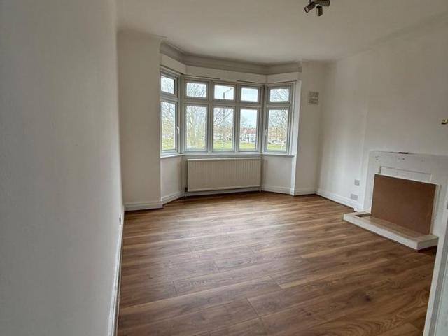 2 bedroom maisonette to rent