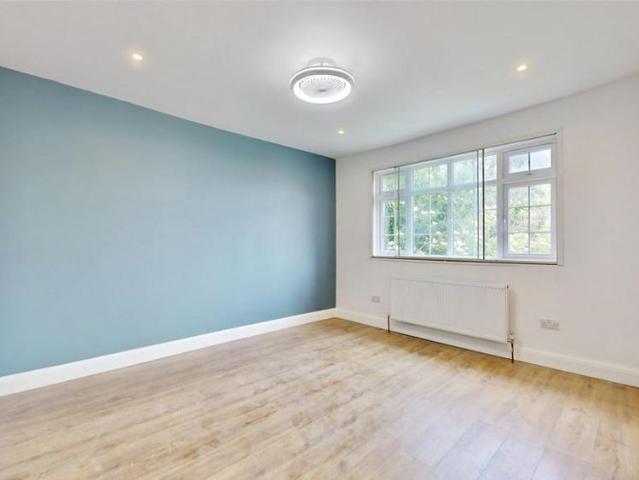 2 bedroom maisonette to rent