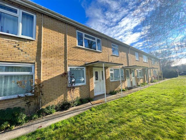 2 bedroom maisonette to rent
