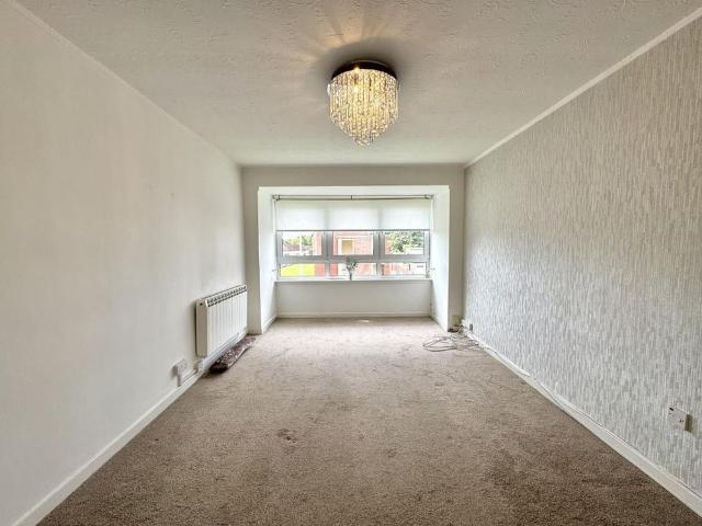 2 bedroom maisonette to rent