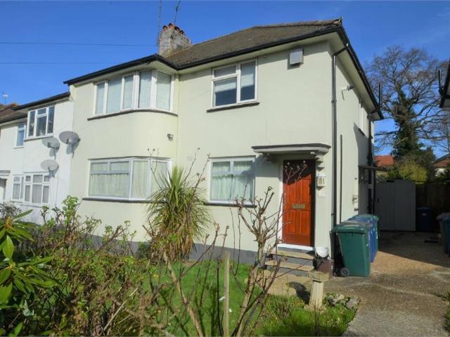 2 bedroom maisonette to rent