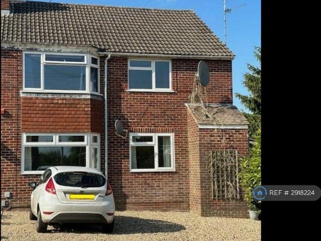 2 bedroom maisonette to rent