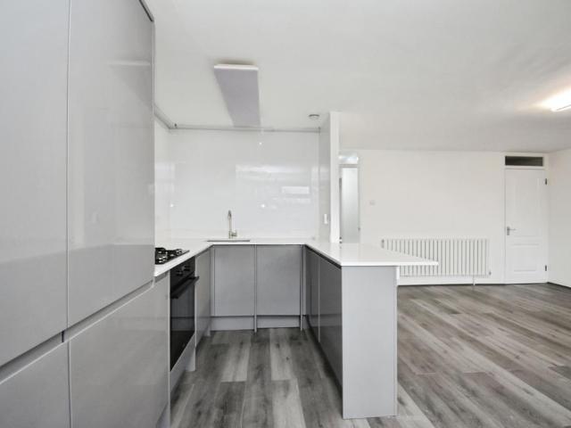2 bedroom maisonette to rent