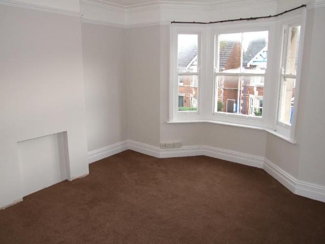 2 bedroom maisonette to rent