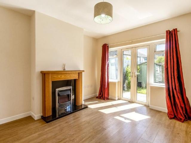 2 bedroom maisonette to rent