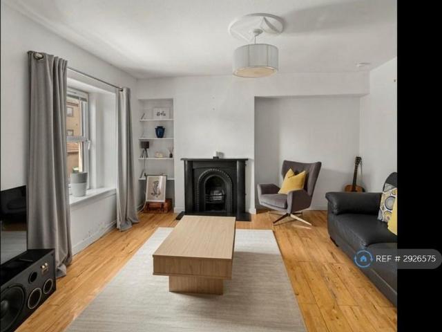 2 bedroom maisonette to rent