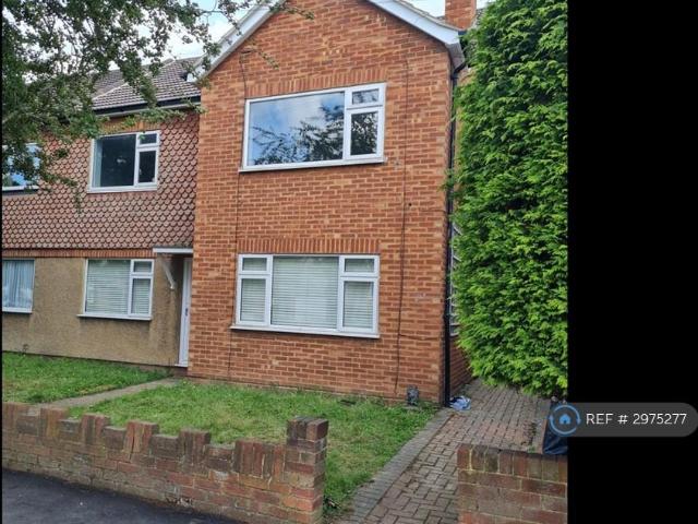 2 bedroom maisonette to rent
