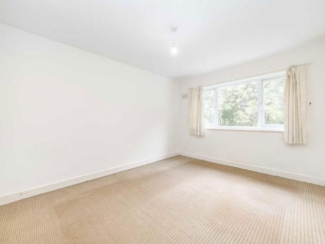 2 bedroom maisonette to rent