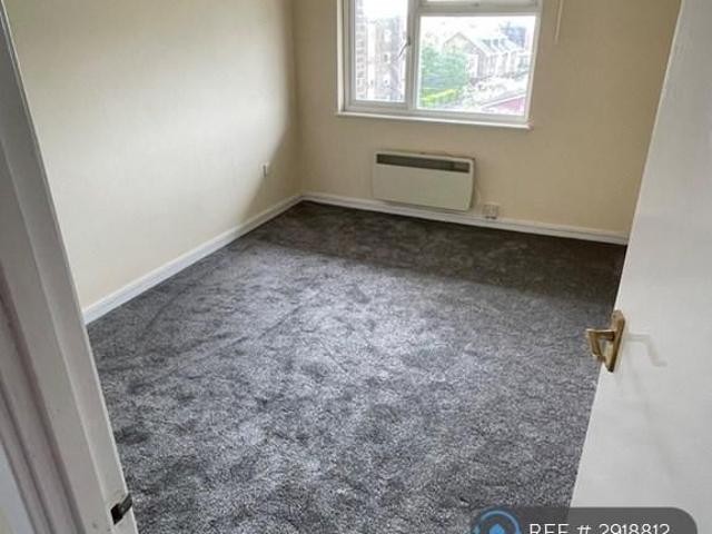2 bedroom maisonette to rent