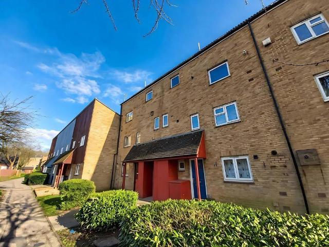 2 bedroom maisonette to rent