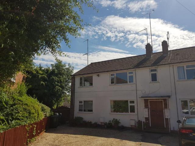 2 bedroom maisonette to rent