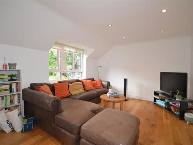 2 bedroom maisonette to rent