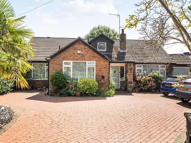 2 bedroom maisonette to rent