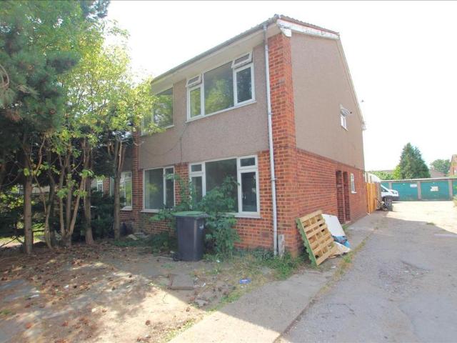 2 bedroom maisonette to rent