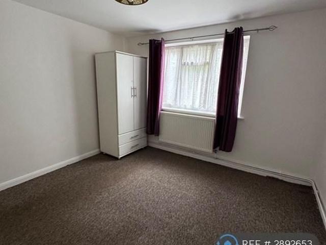 2 bedroom maisonette to rent